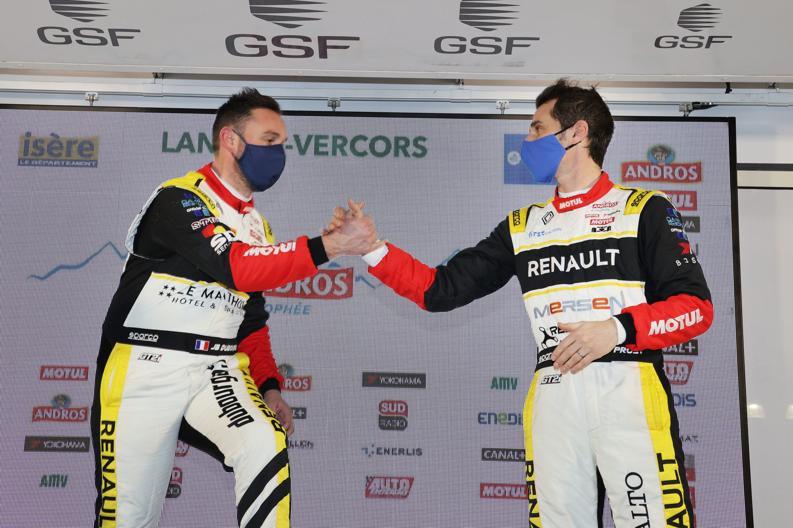 Le DA Racing-Renault-Motul intraitable dans le Vercors - daracing.fr